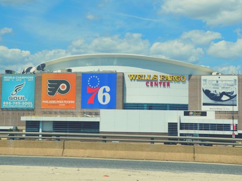 Philadelphia: Philadelphia 76ers Basketball Game Ticket - What To Expect When Attending a 76ers Game at Wells Fargo Center