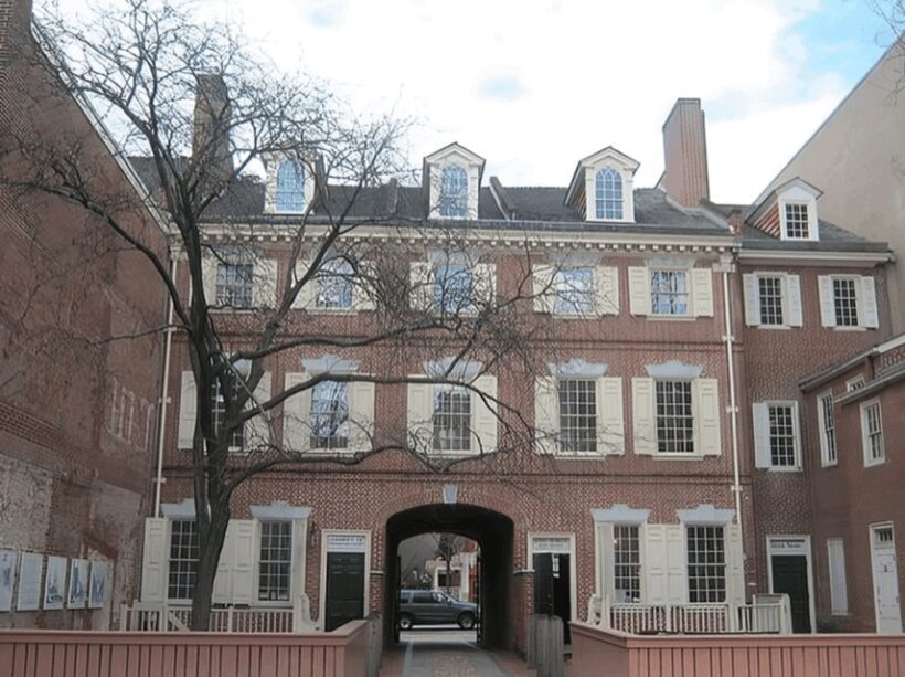 Philadelphia: Private City Highlights Walking Tour - The Sum Up