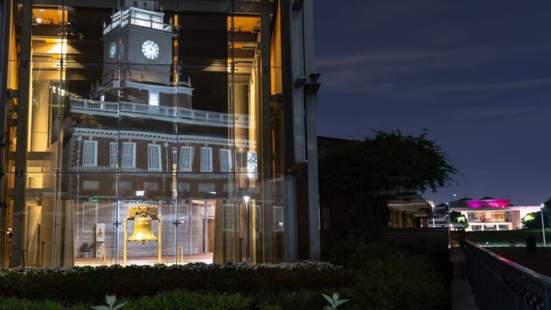 Philly Ghosts Boos and Booze Haunted Pub Crawl - The Experience and Atmosphere