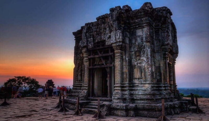 Phnom Bakheng Sunset Tour, Pre Rup, Neak Pean, Preah Khan - Authentic Experiences and Guided Insights
