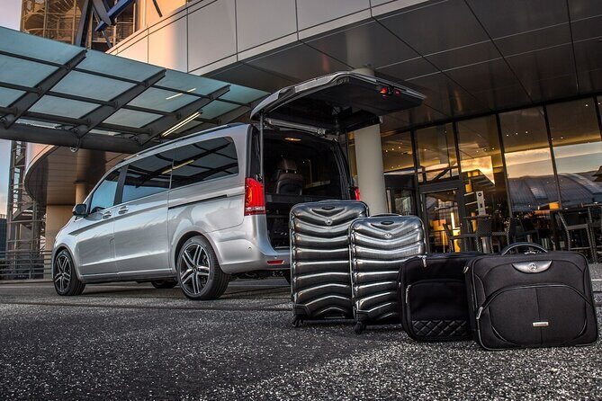 Phnom Penh Airport Private Pick up or Transfer - Analyzing the Experience: What Does the Service Offer?