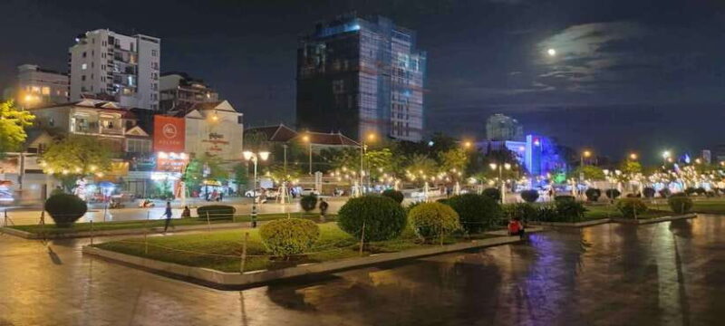 Phnom Penh: City Sights Evening Tour by Tuk Tuk - Who Should Consider This Tour?