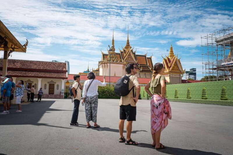 Phnom Penh: City Tour by Tuk Tuk - Practical Tips for Travelers