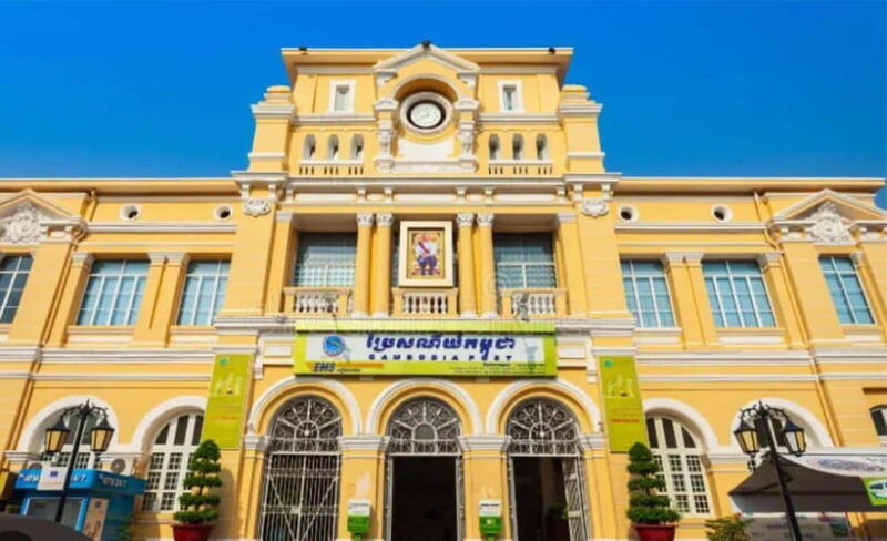 Phnom Penh Cultural Tour Vespa Adventure with Lunch - Key Points