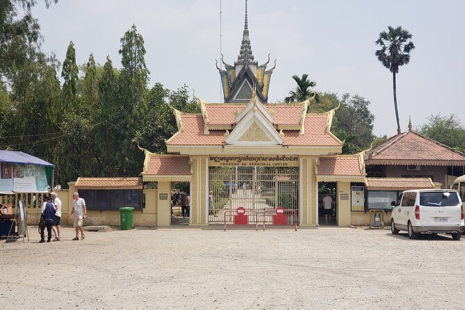 Phnom Penh Haft Day tour Genocide Museum and Killing Field - Who Should Consider This Tour?