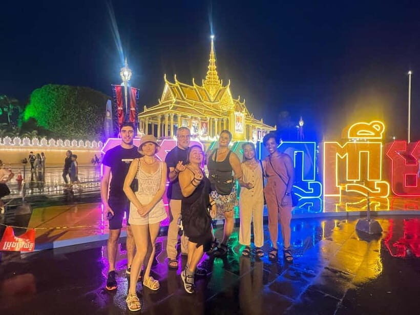 Phnom Penh: Hidden Gems Walking Tour with Local Guide - Who Should Consider This Tour?