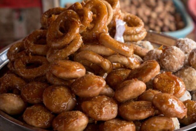 Phnom Penh Local Market & Morning Food Tour Include Drinks - Third Stop: Central Market and Beef on the Hot Stone