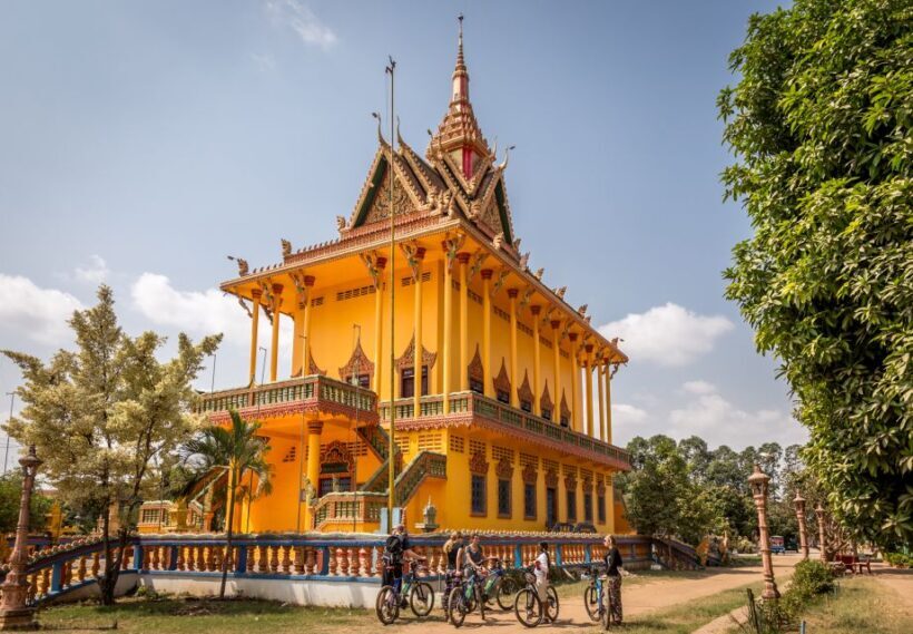 Phnom Penh: Mekong Islands & Silk Islands Guided Bike Tour - The Food and Refreshments