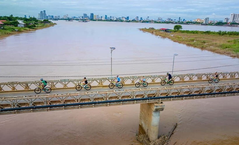 Phnom Penh: Mekong Islands Sunset Bike Tour include drinks - What to Expect: The Itinerary in Detail