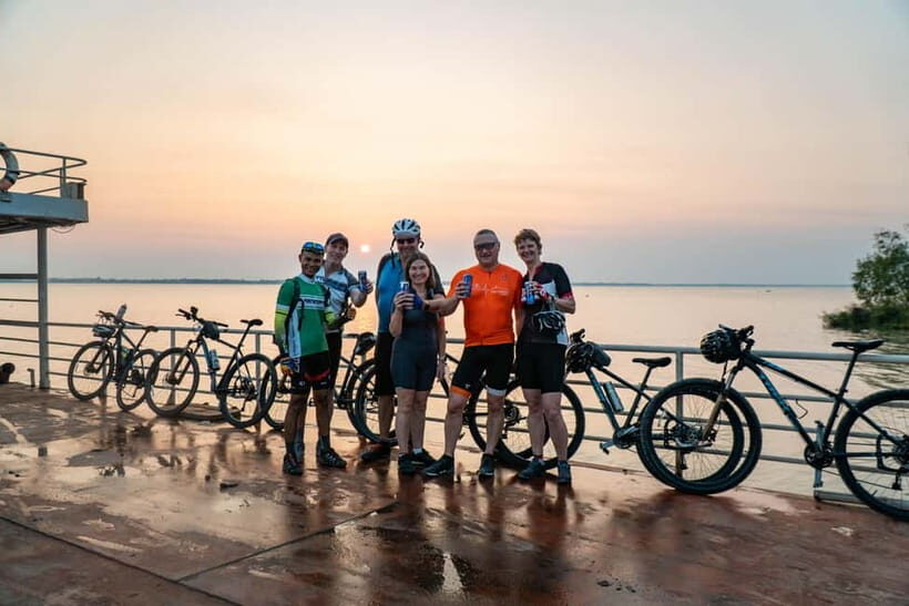 Phnom Penh: Mekong Islands Sunset Bike Tour include drinks - Who Will Get the Most Out of This Experience?