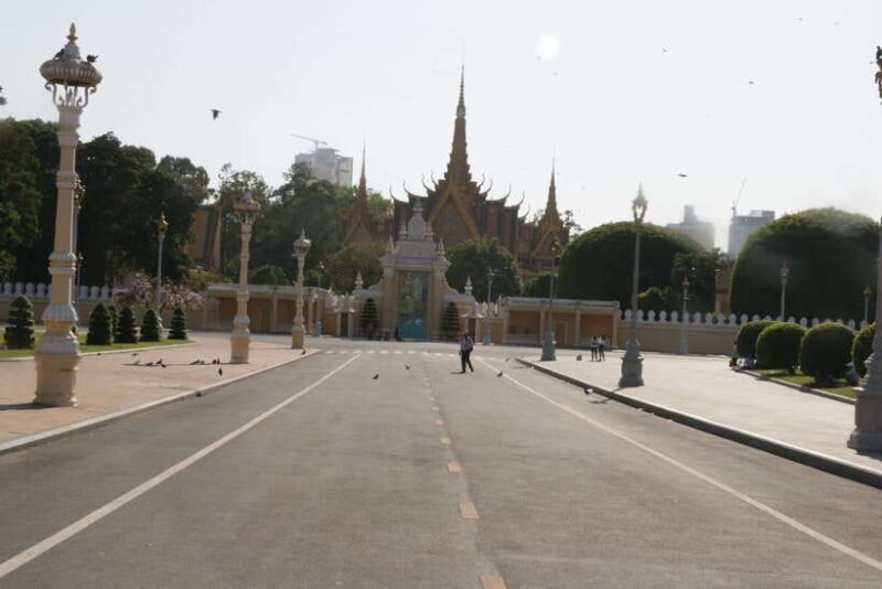 Phnom Penh Private Tour Local English Guides Driver - Who Will Love This Tour?