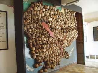 Phnom Penh Private Tour: Royal Palace, Silver Pagoda, S-21 - Authenticity and Experience