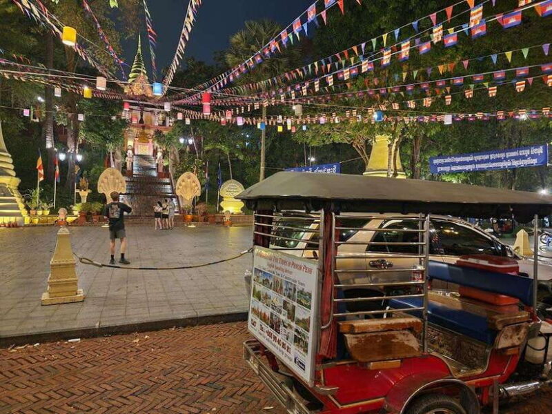 Phnom Penh: Private Tuk-Tuk Tour with English-Speaking - Covering the Somber Side: S21 and the Killing Fields