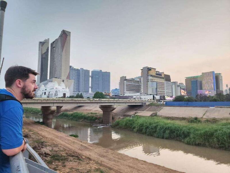 Phnom Penh: Private Tuk-Tuk Tour with English-Speaking - What Travelers Say