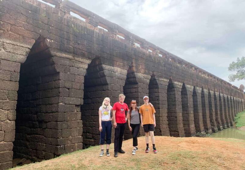 Phnom Penh - Siem Reap Road Transfer Plus Sightseeing - A Closer Look at the Itinerary