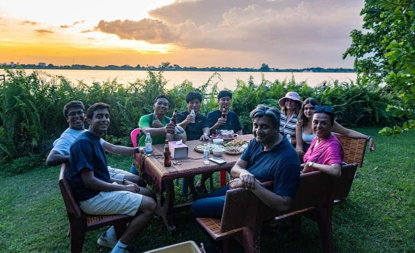 Phnom Penh: Silk Island Sunset Tour by Tuk Tuk - Key Points