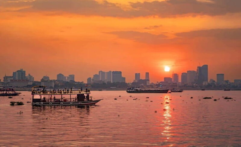 Phnom Penh: Sunset Cruise & Evening City Tour by Tuk Tuk - Key Points