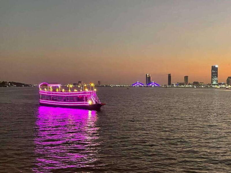 Phnom Penh Sunset Cruise & Evening City Tour Vespa Adventure - Dining and Drinks