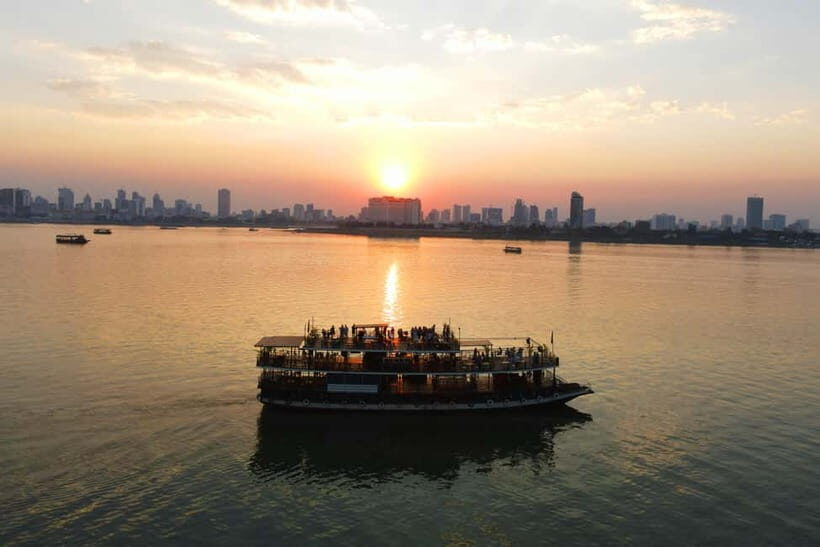 Phnom Penh: Sunset Dinner Cruise with English Speaking Guide - Included and Not Included
