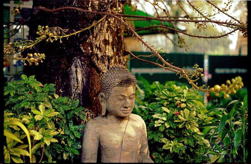 Phnom Penh Welcome Tour: Private Tour with a Local - Valuing the Experience