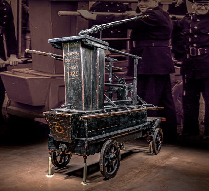 Phoenix: Hall of Flame Museum of Firefighting Entry Ticket - Honoring Bravery at the Hall of Heroes