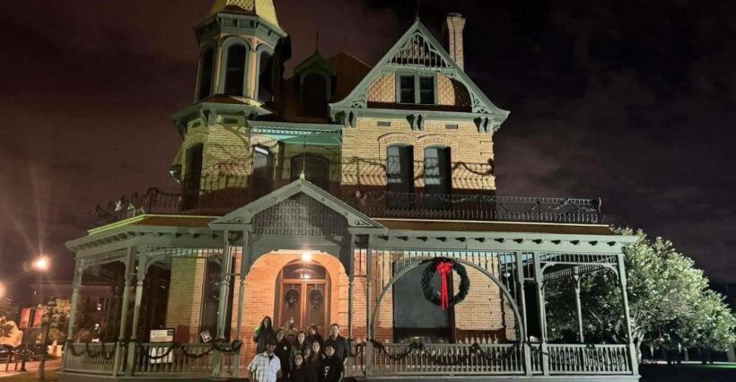 Phoenix: History, Mystery and Ghost Hunting Tour - How Does It Stack Up?