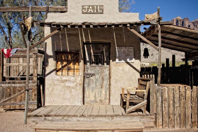 Phoenix/Scottsdale: Apache Trail Tour & Canyon Lake Cruise - Key Points