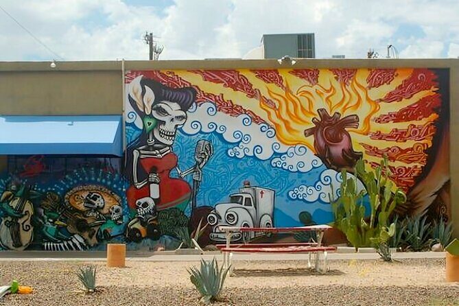 Phoenix Street Art Private Walking Tour with a Guide - A Closer Look at the Tour Itinerary