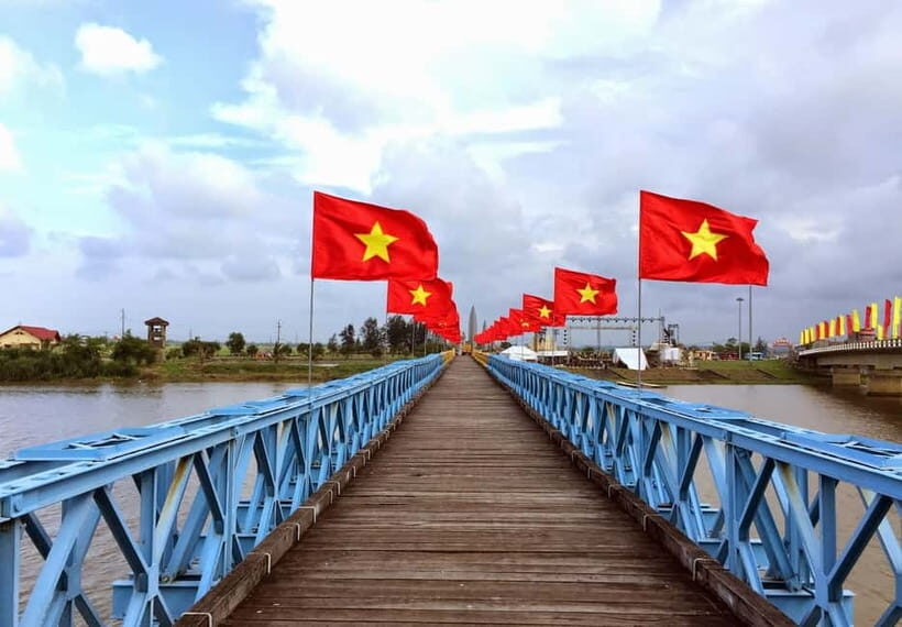 Phong Nha/Dong Hoi: DMZ Tour - Vinh Moc & Khe Sanh Base - A Taste of Local Life and Underwater Resilience at Vinh Moc