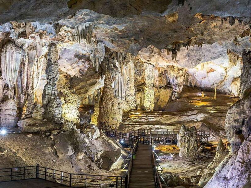Phong Nha/Dong Hoi: Phong Nha Cave and Paradise Cave Tour - What Sets This Tour Apart