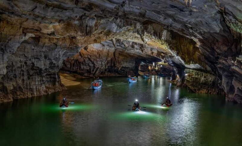 Phong Nha: Phong Nga Cave Expedition 4.5 km by Kayak - FAQ