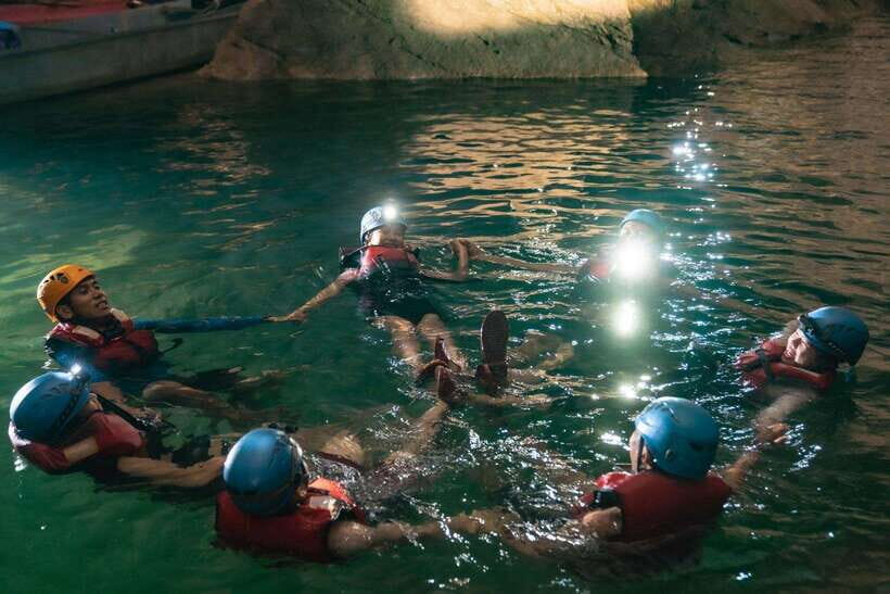 Phong Nha: Phong Nha Cave Expedition 4.5 km by Kayak - FAQ