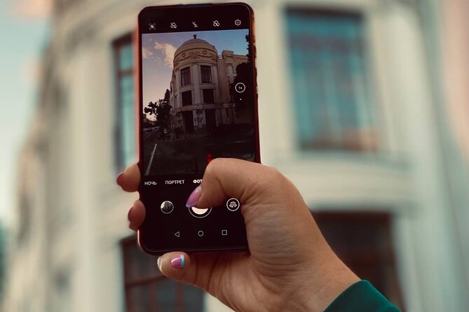 Photo Quest in Tbilisi and Travel in Time for Children and Adults - Key Points