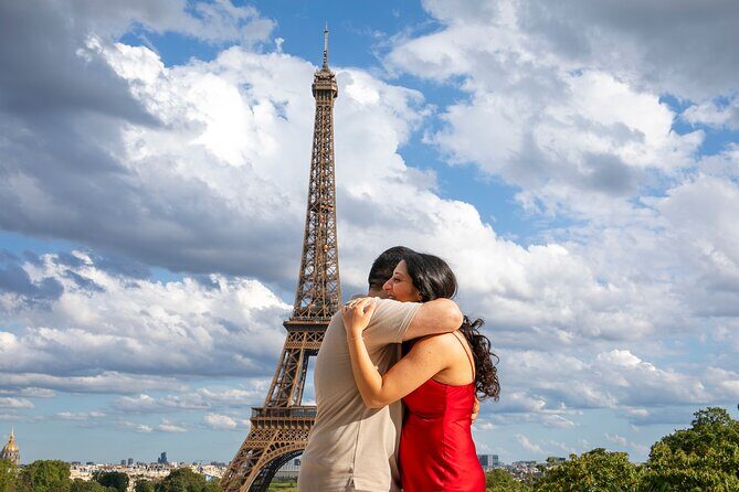 Photo Session Around Eiffel Tower - What to Expect from the Eiffel Tower Photo Session
