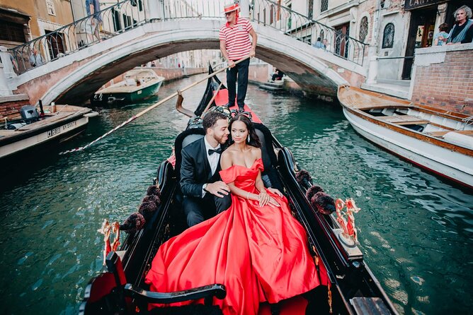 Photo Shoot in Venice - Customization and Itinerary