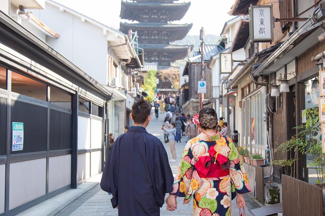Photo Shoot With a Private Vacation Photographer in KYOTO, JAPAN - Exploring Kyoto Through the Lens