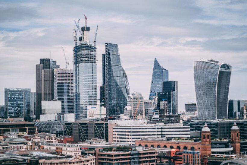 Photo Tour: London Hidden Gems - Key Points