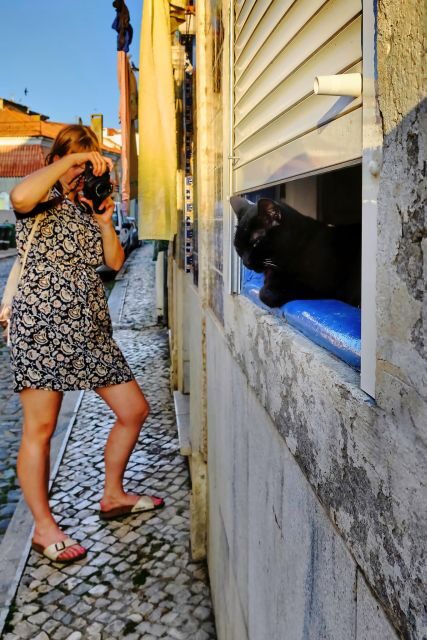 Photo Walk In Alfama, Graça and Mouraria With Gilby VM - A Closer Look at the Tour Experience