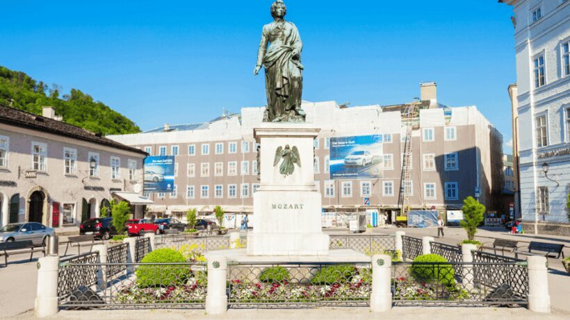 Photo Walk Salzburg - sightseeing & photo safari - Key Points