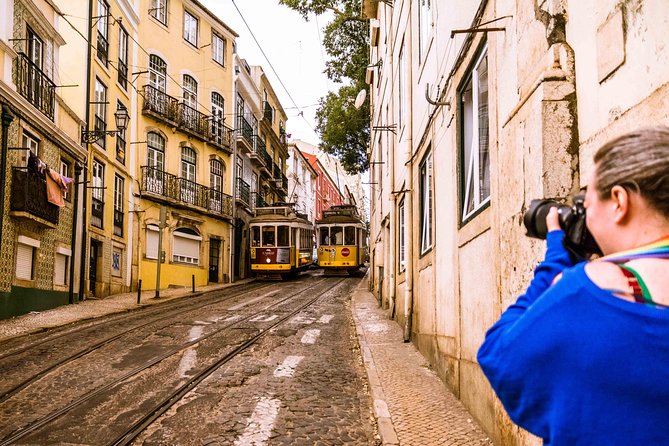 Photograph Lisbon Walking With a Local Photographer - Navigating the Hilly Terrain of Alfama