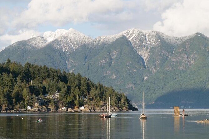 Photography, Hiking & Ferry to Bowen Island - Key Points