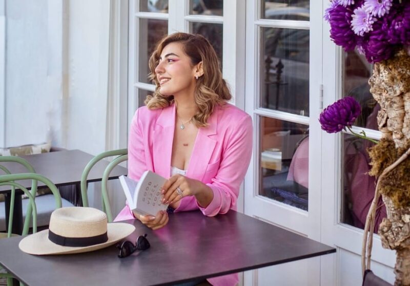 Photoshoot at Notting hill,Covent Garden,St Paul Cathedral - Who Will Love This Experience?