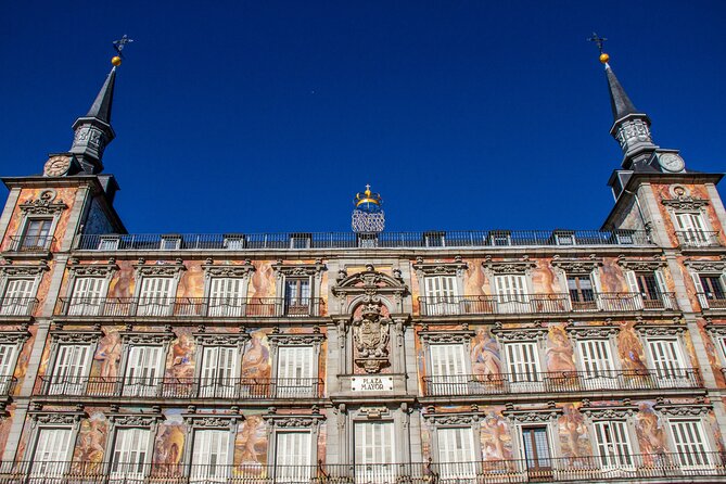 Photoshoot in Madrid - Who Should Book This Photoshoot?