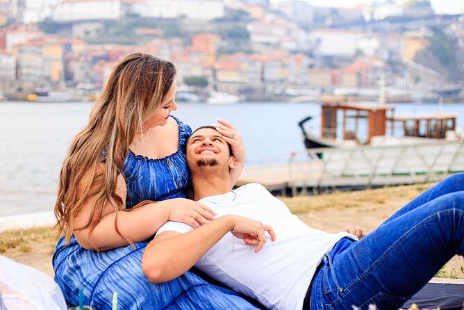 Photoshoot in Porto for Couples - Who Should Consider This Experience?