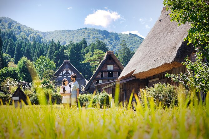 Photoshoot in Shirakawago/Takayama by Professional Photographer - Accessibility and Participation Information