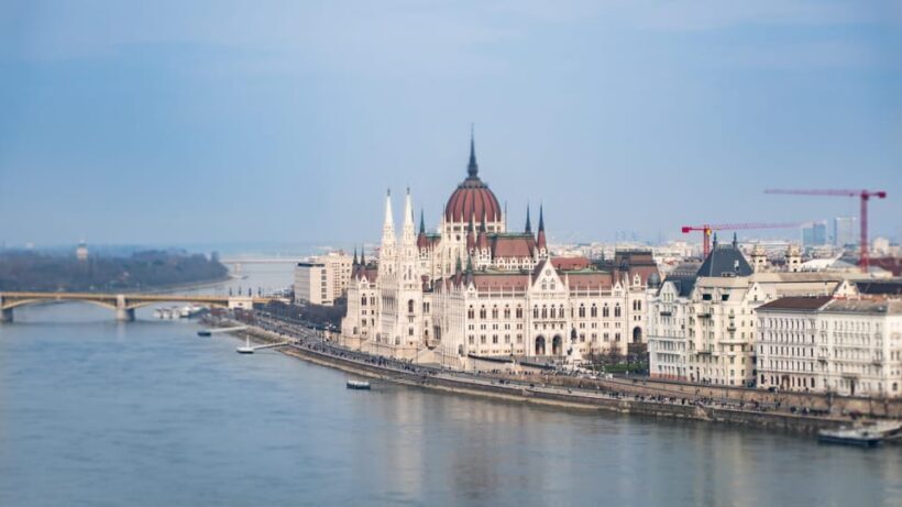 photoshoot tours with professional phototographer - budapest - Key Points