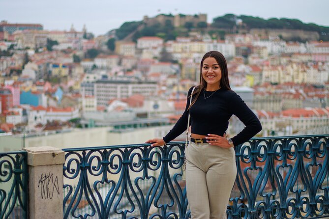 Photoshoot With a Local Professional Photographer in Lisbon - Capturing Travel Memories in Lisbon