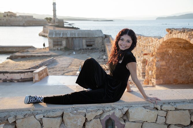 Photoshootings Photographer in Chania Crete Sultana - Introduction: A Personalized Photo Experience in Chania
