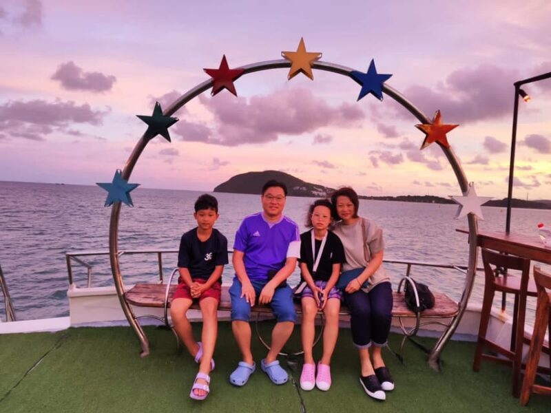 Phu Quoc: Sunset and Squid Fishing Boat Tour with Dinner - What to Expect from the Tour