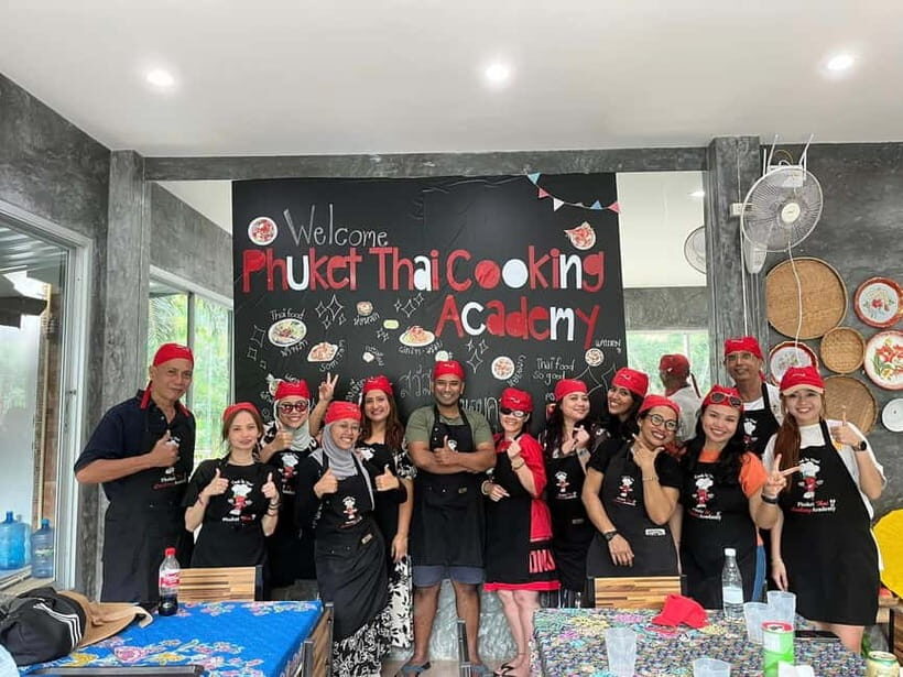 Phuket: Authentic Thai Cooking Class - Key Points